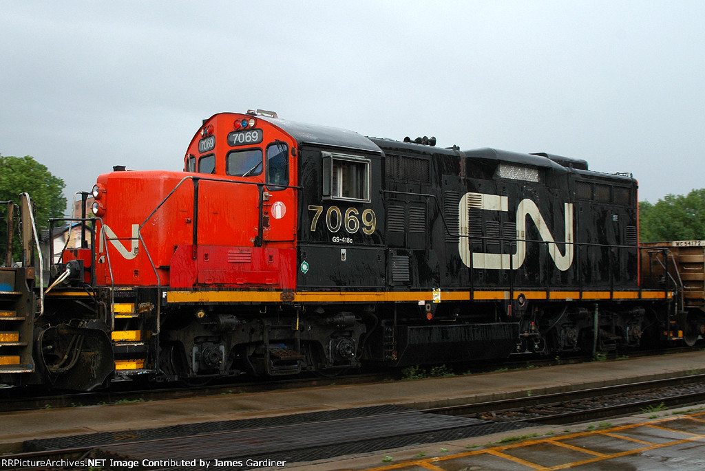 CN 7069
